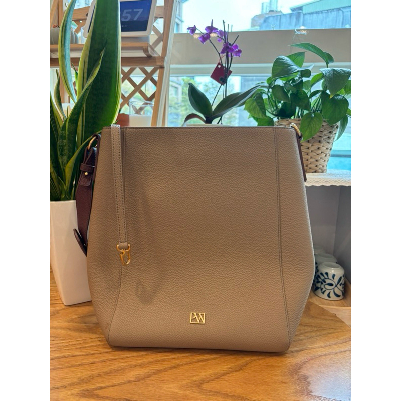 Parisa wang 可放A4大方包 | 蝦皮購物