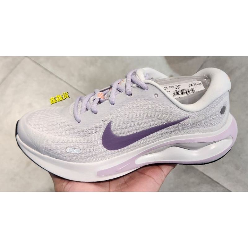 2024 四月 NIKE W JOURNEY RUN Summit Whit 慢跑鞋 白紫 FJ7765-100 | 蝦皮購物