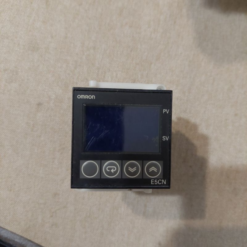 日本 OMRON 歐姆龍 E5CN-Q2T 溫控器 | 蝦皮購物