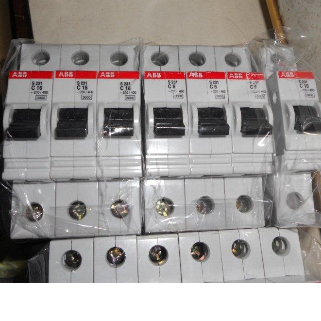 ABB微型斷路器1P C2 C6 C10 C16 K1 K6 K8 K10 K13 K16 K2 1P 1-25A | 蝦皮購物