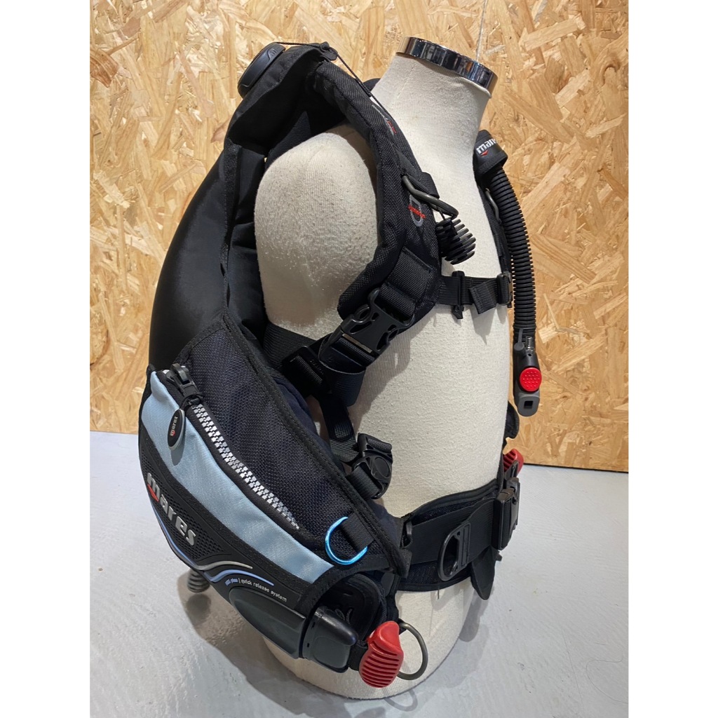 -桃園店- MARES Hybrid 變形金剛 潛水 BCD SIZE XS 9成新 已保養 1年保固 | 蝦皮購物