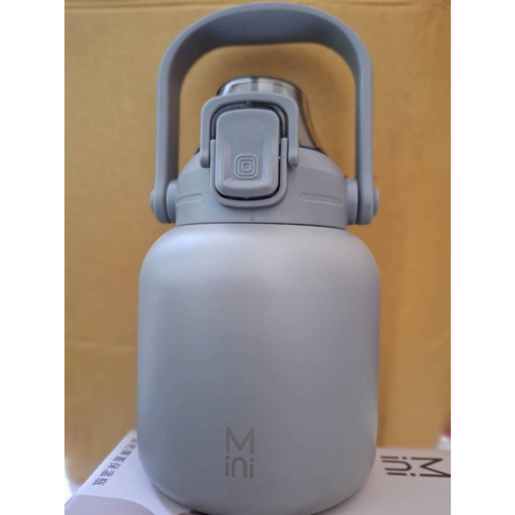 MINI 提把彈蓋保溫瓶 304不鏽鋼 保溫瓶 提把保溫瓶 手提保溫杯 手提咖啡杯 吸管保溫杯 800ml | 蝦皮購物
