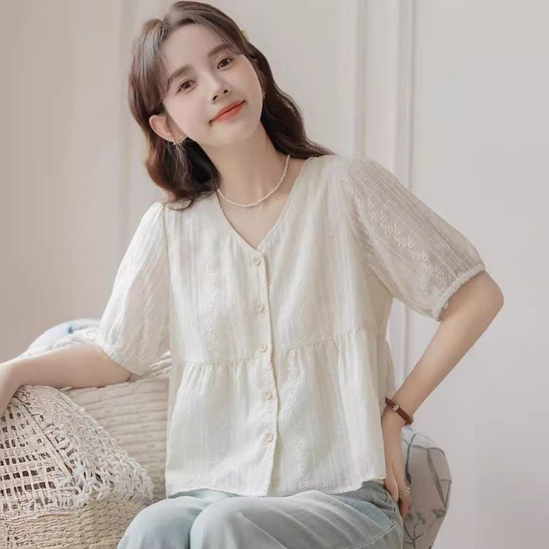 現貨｛Nini Korea｝布蕾絲緹花刺繡泡泡袖短袖襯衫上衣 罩衫 | 蝦皮購物