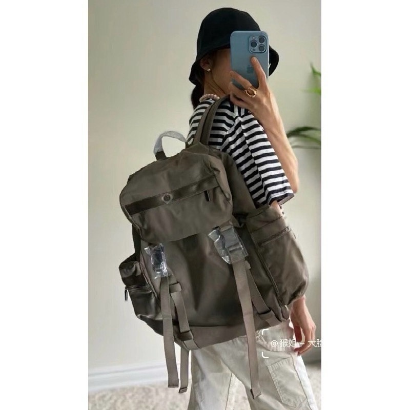 好評如潮 台灣出貨 高品質 輕便 防水 多功能瑜伽包 後背包 14L 25L 多色 | 蝦皮購物