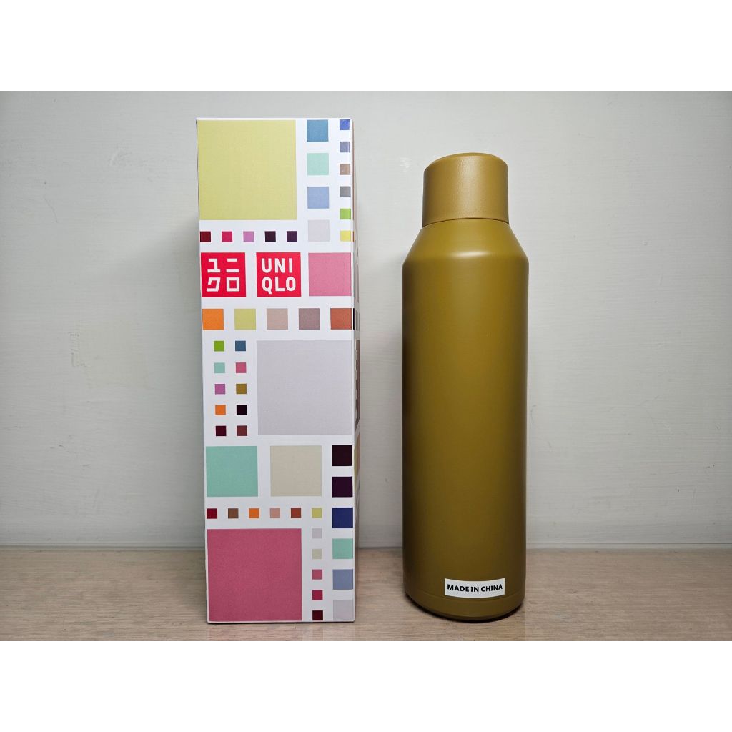 【全新】Uniqlo 保溫瓶 480ml 40週年感謝祭 | 蝦皮購物