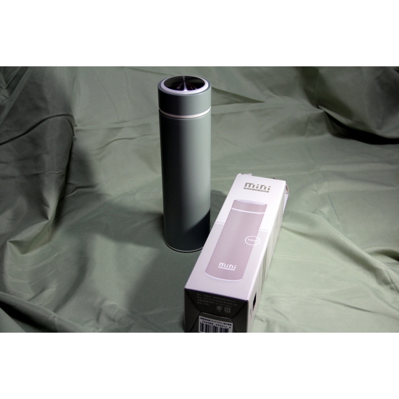 【全新股東紀念品】新光金 mini 304不鏽鋼保溫杯500ml | 蝦皮購物