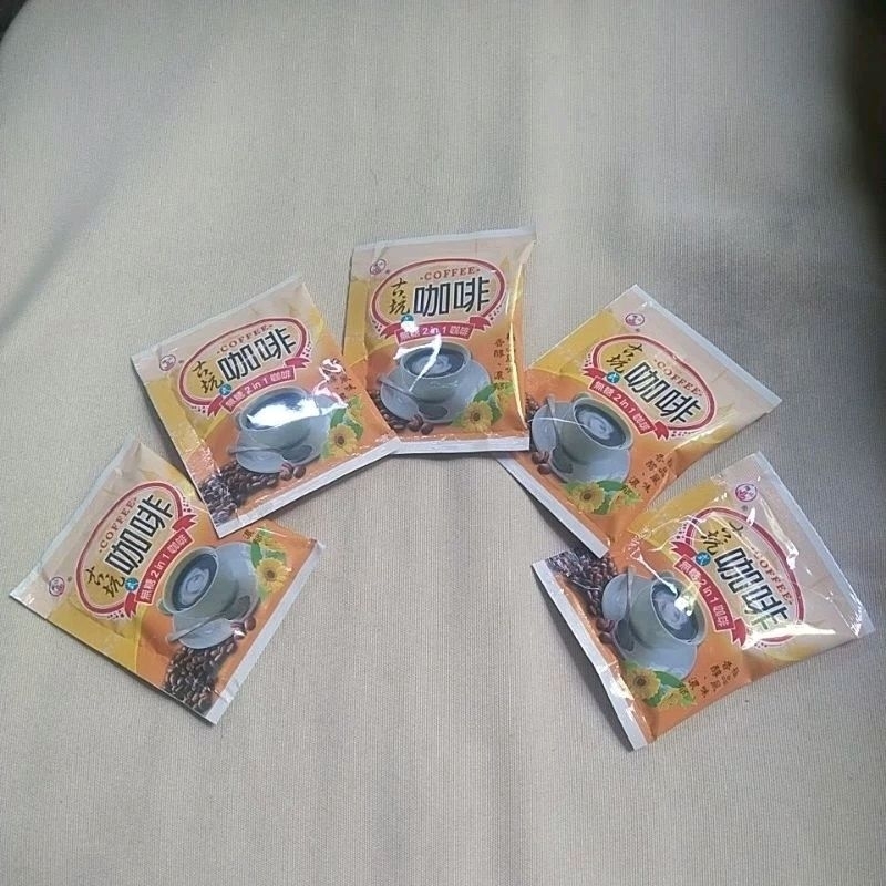 整箱10大袋宅配免運費 樺山古坑式二合一無糖2 in 1咖啡包12g，100包/袋 保存期限2026/9/1 | 蝦皮購物