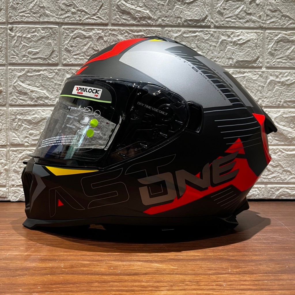 『新兄弟帽店』實體店面 免運 2024最新 Astone GT6 YB2 平黑紅 內墨鏡 通勤用 全罩式安全帽 | 蝦皮購物