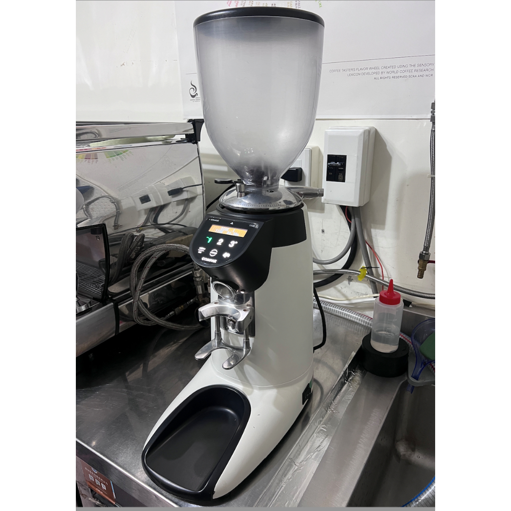 『好咖餐飲設計』－（好好賣東西）COMPAK E8二手磨豆機售價15000元（已售出） | 蝦皮購物