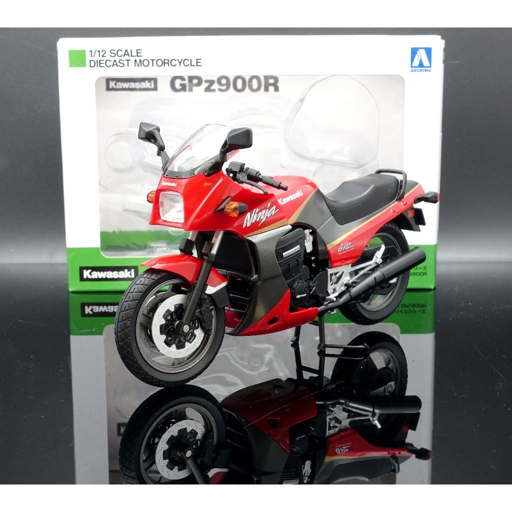 【MASH】現貨瘋狂價 Aoshima 青島社 1/12 Kawasaki GPz900R Red | 蝦皮購物