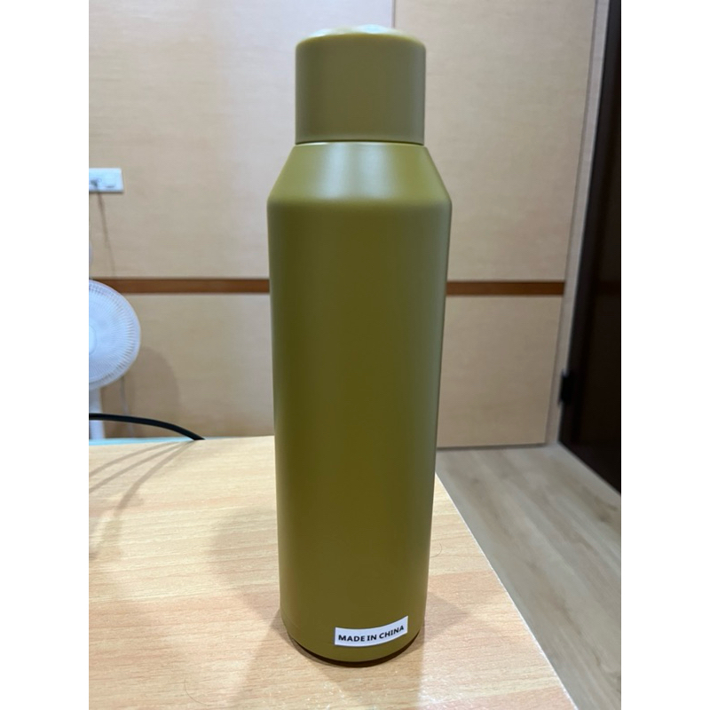 Uniqlo 40週年保溫瓶 480ml | 蝦皮購物