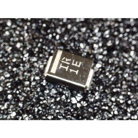 10BQ030 IR DIODE SCHOTTKY 30V 1A DO214AA | 蝦皮購物