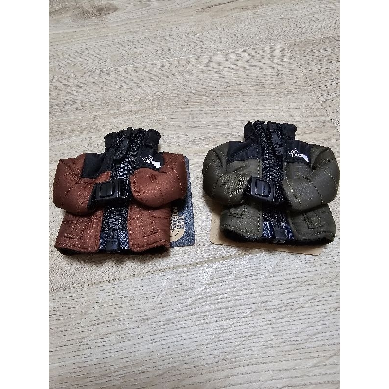 TNF the north face mini nuptse jacket key holder 外套 鑰匙包 鑰匙圈 | 蝦皮購物