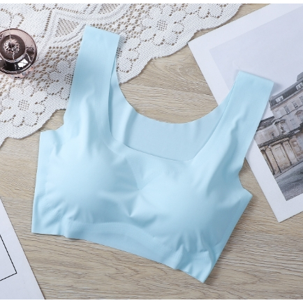 Onedays 日本安心內衣 一片式冰絲寬肩無痕無鋼圈背心 內衣 小可愛 睡衣 運動瑜珈睡眠 大尺碼厚墊防外擴 C998 | 蝦皮購物