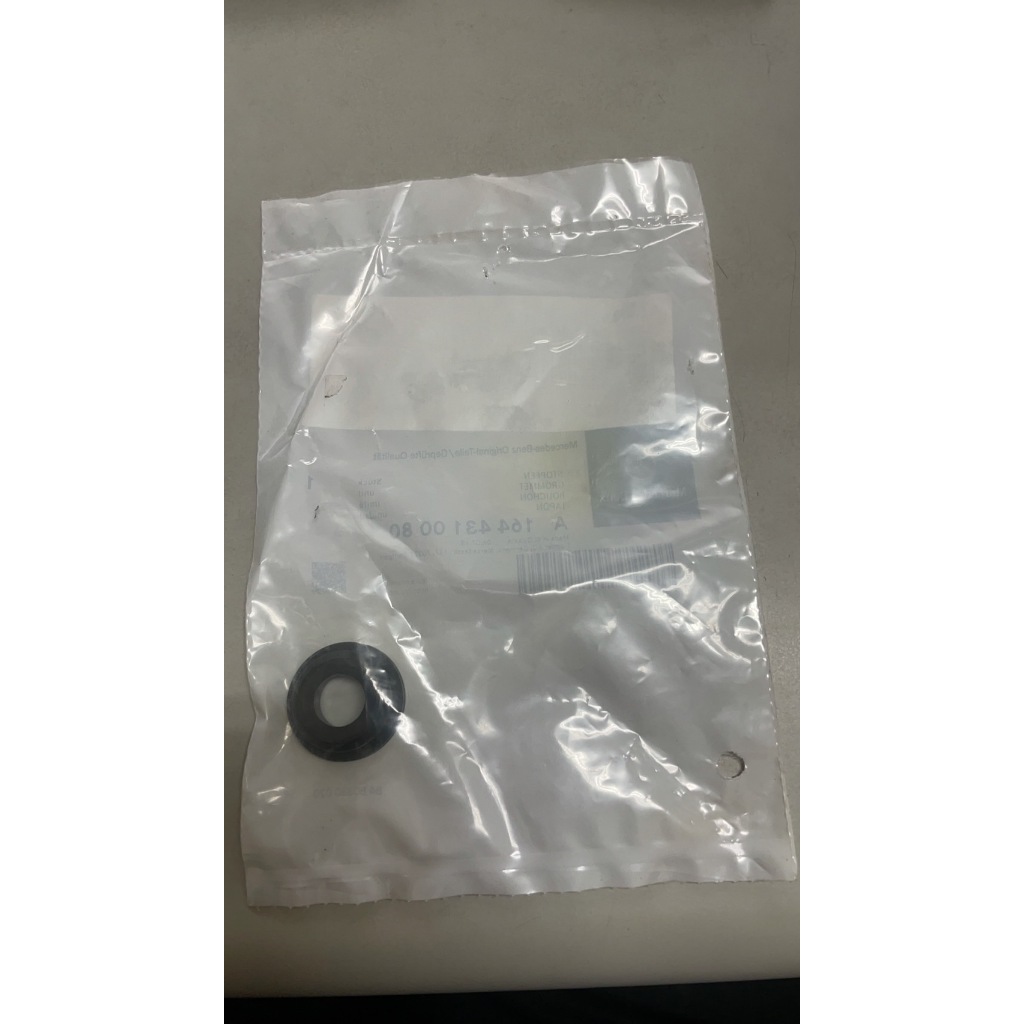 【SFF雙B賣場】BENZ 正廠 煞車器邦橡皮 1644310080 適用車型請看物品說明 請提供車身號碼查詢 | 蝦皮購物