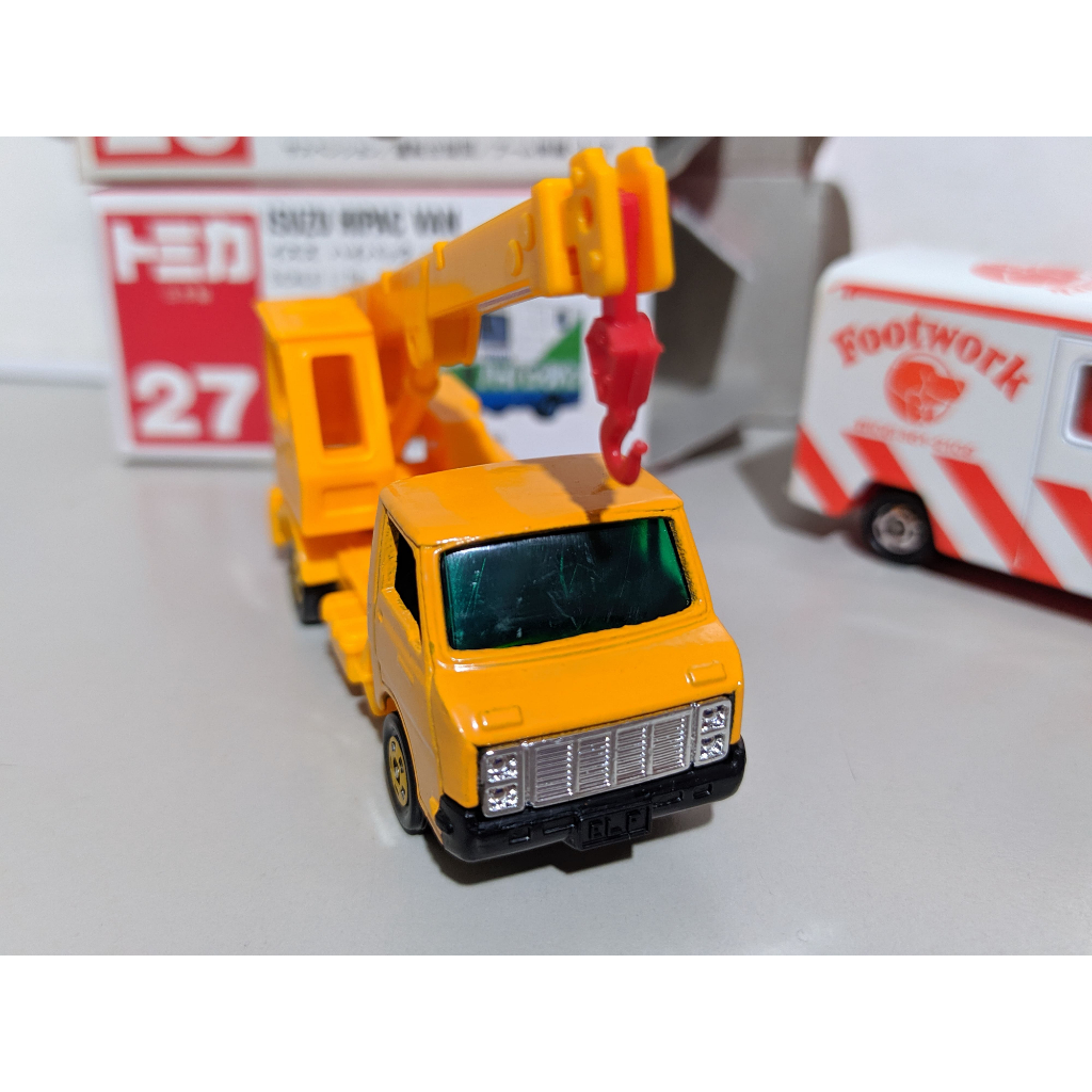 多美 tomy Tomica 26 ELF crane TS-30 吊車 27 Isuzu Hipac VAN 日本製 | 蝦皮購物