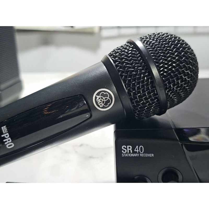 (二手)AKG SR40 Mini pro 麥克風 街頭藝人 家用KTV | 蝦皮購物