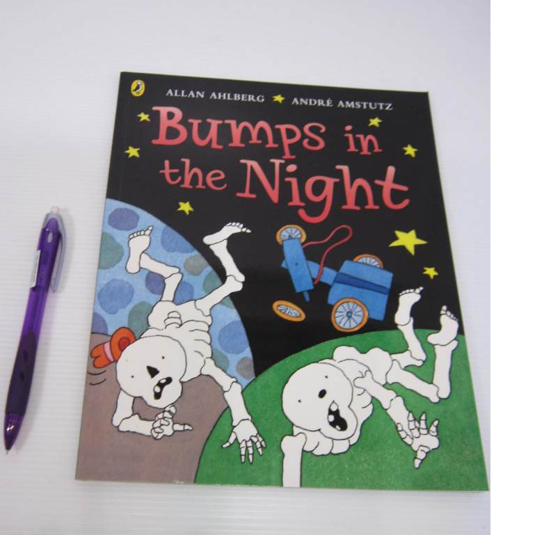 「二手書」Bumps in the Night Funny bones Story Allan Ahlberg 英文繪本 | 蝦皮購物
