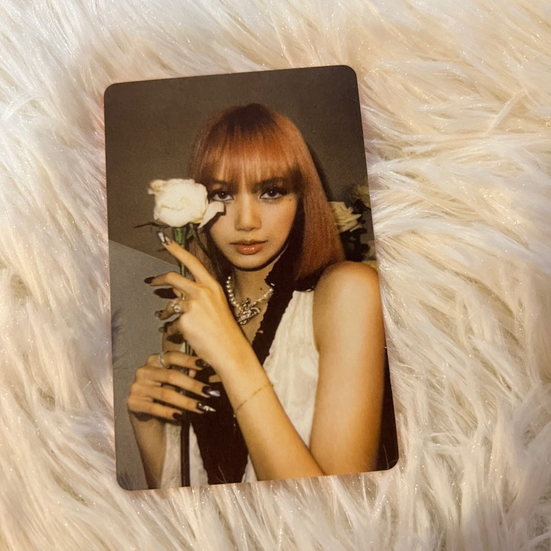 正版現貨 Blackpink Lisa 硬卡套出貨 周邊 專輯 手燈 Oreo 遊戲卡 莎卡 小卡 Lisa小卡 | 蝦皮購物