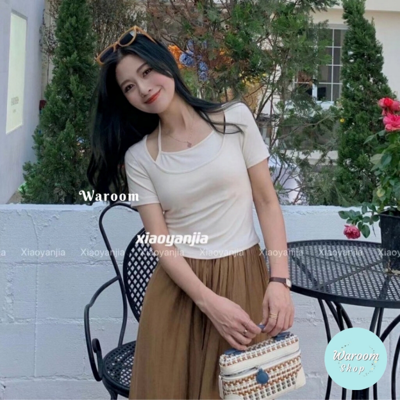 Waroom|高雄現貨秒出 辣妹風假兩件掛脖短版T恤|女裝|短袖上衣|修身彈力|Y2K|綁帶上衣|露臍|短版上衣 981 | 蝦皮購物