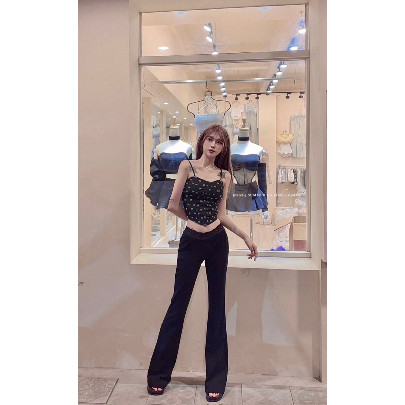 Yi_shop • ins 《現/預》純欲風蝴蝶結印花胸墊背心 吊帶背心 小紅書女裝 | 蝦皮購物