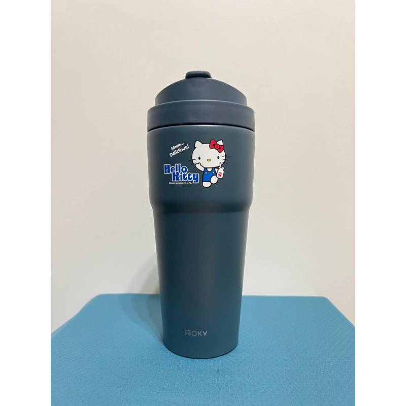 【WOKY X 三麗鷗】 Kitty聯名 手提鈦瓷保溫杯750ml | 蝦皮購物