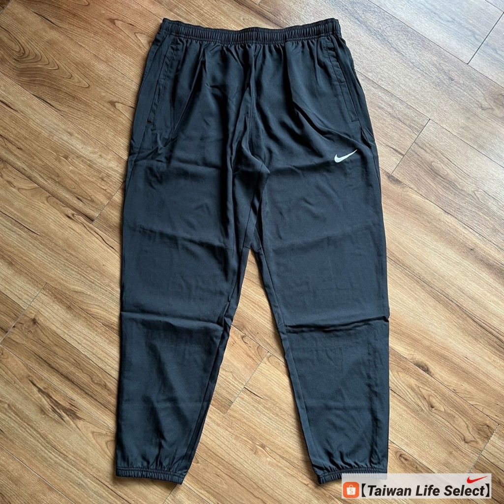 ★1490元↘NIKE DRI-FIT 專業級 跑步 訓練 多口袋 透氣排汗 反光 薄長褲 男 DD4894-010 | 蝦皮購物