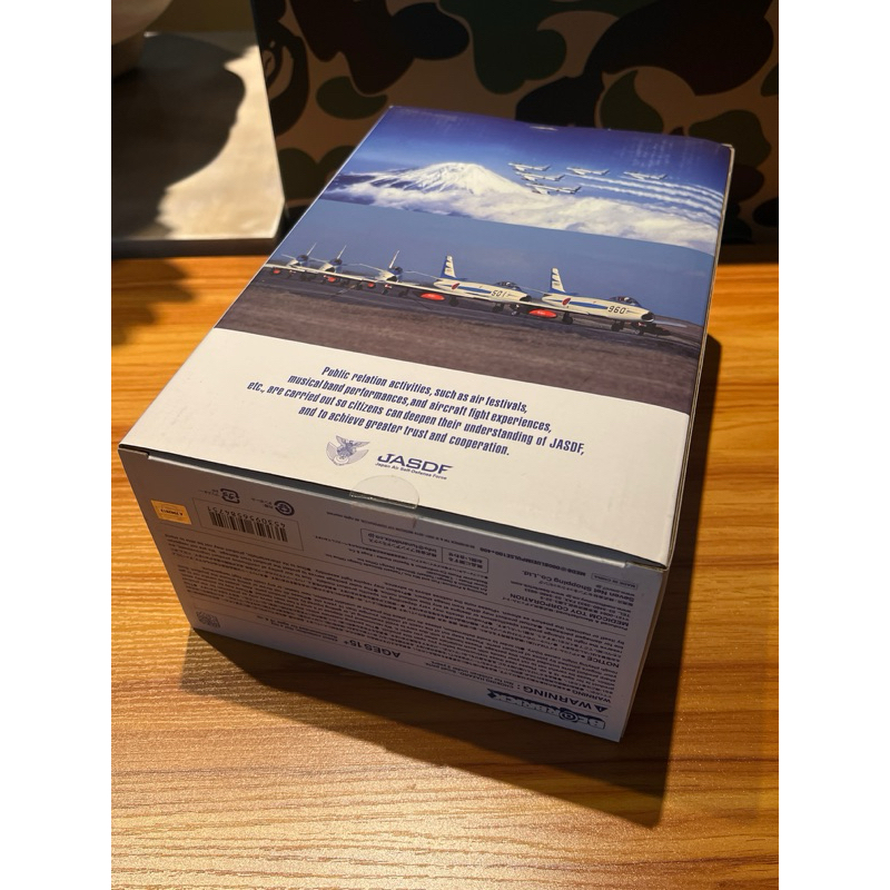 BE@RBRICK 1964 BLUE IMPULSE 400% 100% 飛行員bearbrick 庫柏 BE@RBRICK 1964 BLUE IMPULSE 400% 100% 飛行員bearbrick 庫柏