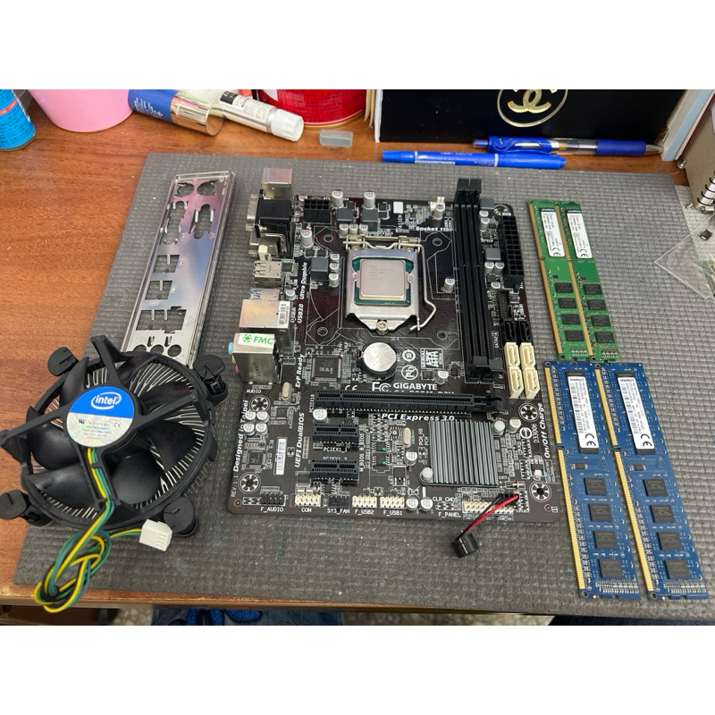 《出清大特價》技嘉GA-B85M-D2V主機板+CPU I5 4460+DDR3 8Gx2+風扇+擋板 1150腳位 | 蝦皮購物