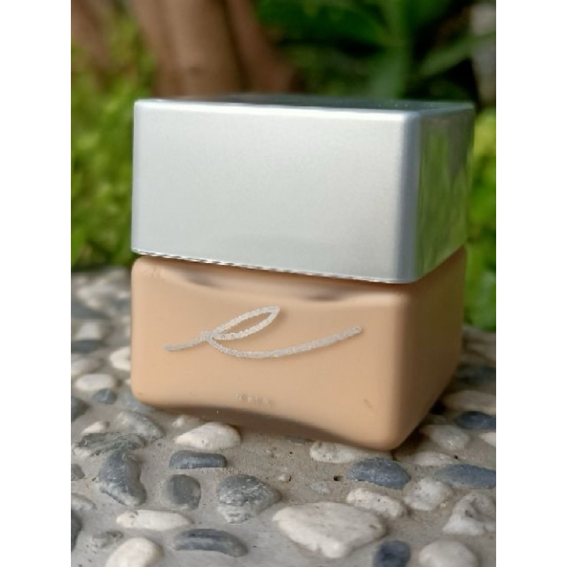 RMK 水凝美肌粉霜 102 15g | 蝦皮購物