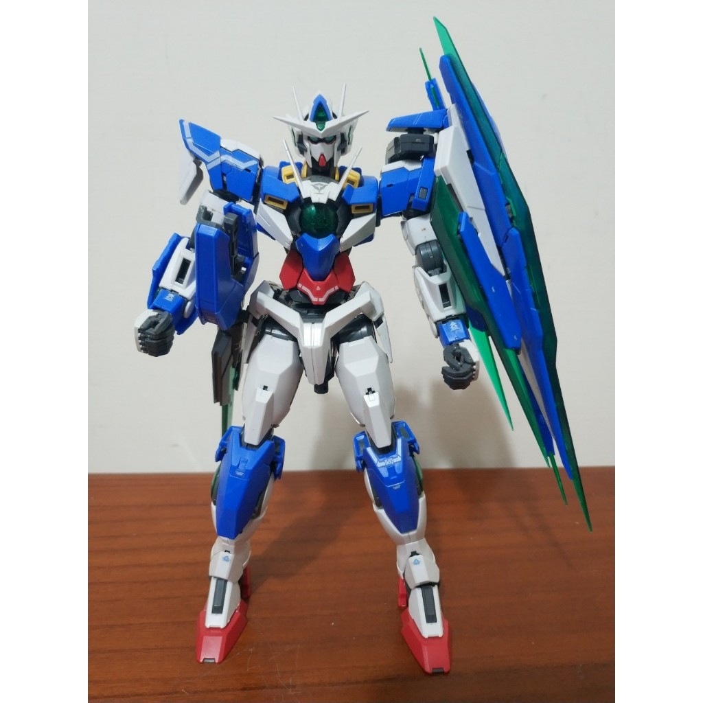 現貨 完成品 萬代 MG 1/00 鋼彈 00Q 量子型鋼彈 量子型能天使 | 蝦皮購物
