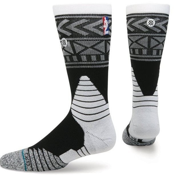 【二手極新絕版限量現貨】STANCE 黑人月 NBA聯名款 KOBE LEBRON 559 籃球襪 尺寸L us9-12 | 蝦皮購物
