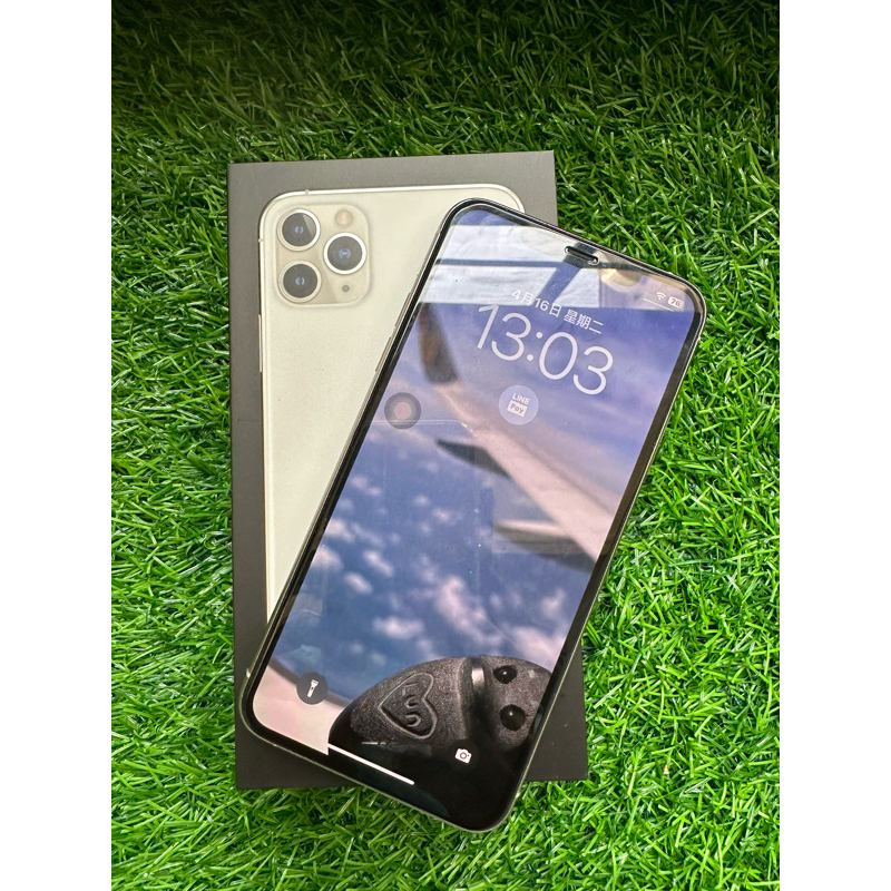 二手 iPhone 11 Pro Max 256g，無損傷、全包膜 | 蝦皮購物