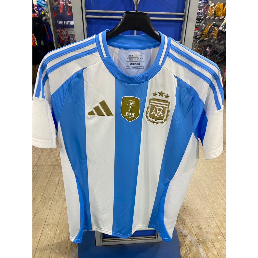 限時特價+免運(過動兒)#869全新 ADIDAS 美洲盃阿根廷足球代表隊主場球迷版球衣(IP8409) | 蝦皮購物