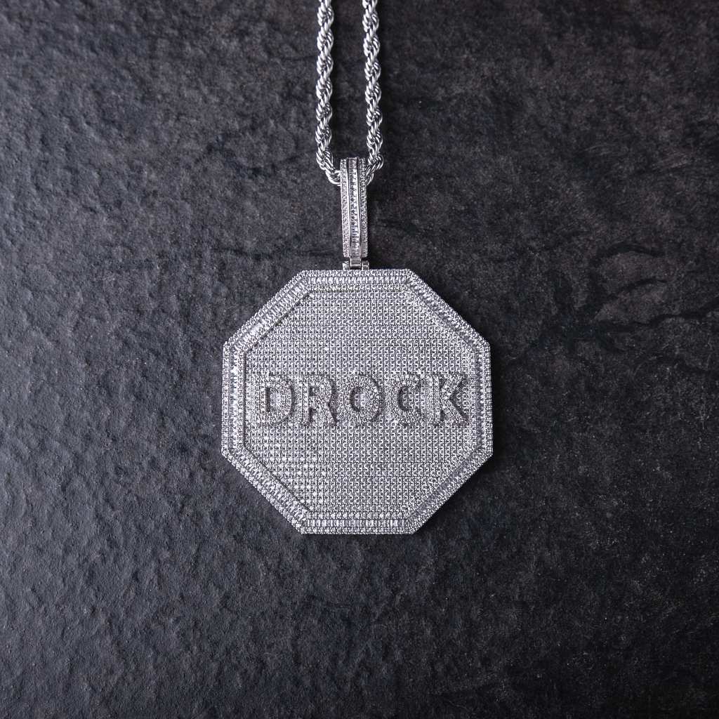 CUSTOM EXTRA BOLD FONT (A-Z) ICED OCTAGON MEDAL PENDANT 獎牌墜飾 | 蝦皮購物