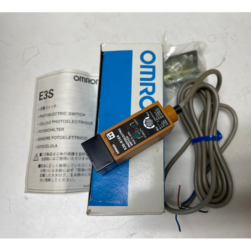 全新歐姆龍 Omron Industrial E3S-R1E4 光電感測器(透明物體偵測感測器) | 蝦皮購物