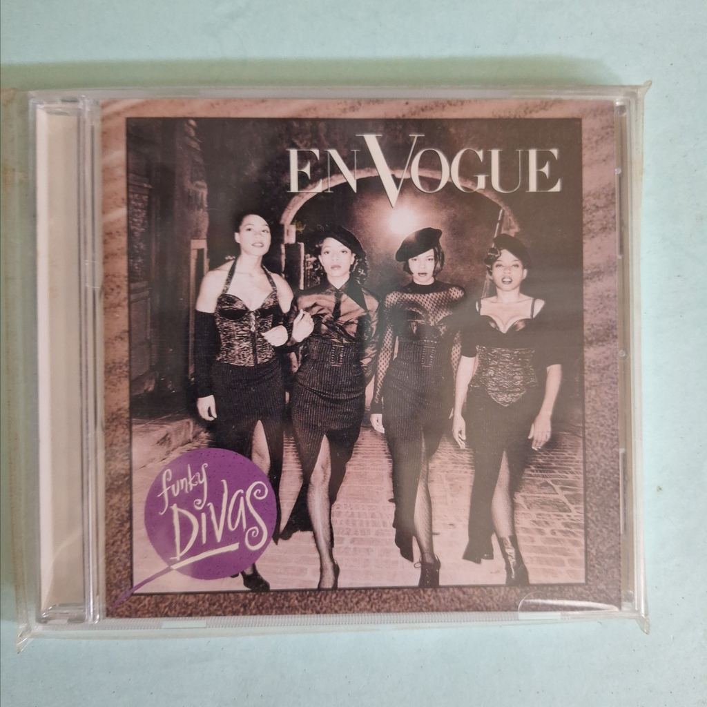EN VOGUE FUNKY DIVAS 1992 專輯 美國版 CD 黑人女子合唱 節奏藍調 B36 | 蝦皮購物