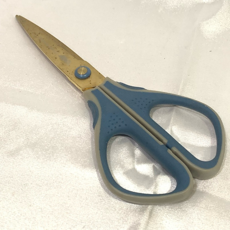 [沐沐屋]ABEL 60059 藍職人精工剪7"鈦金屬剪刀0522 | 蝦皮購物