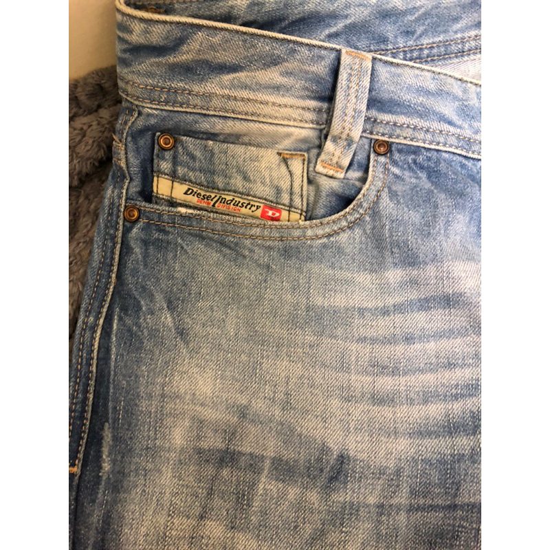 DIESEL HEEVEN 義大利製 高價版 牛仔褲 破壞 仿舊 單寧褲 修身 窄管 錐形 上寬下窄 | 蝦皮購物