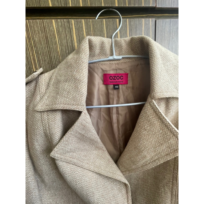 二手 OZOC 西裝外套 米色細金蔥 | 蝦皮購物