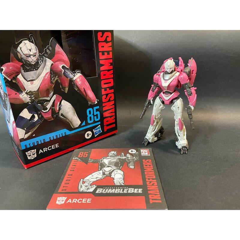 二手 台灣代理 美版 變形金剛 Studio Series SS-85 大黃蜂外傳 D級 雅希 Arcee | 蝦皮購物