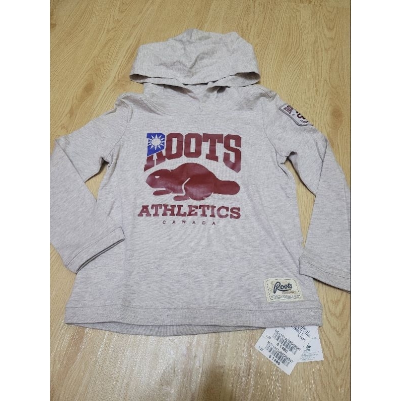 全新 roots kids 帽T 長袖 上衣 棉T 台灣 紀念 限量 國旗 大logo 4T | 蝦皮購物