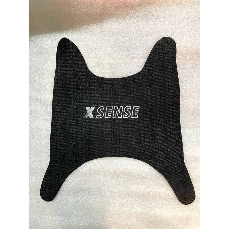 【JUST醬家】G5 超5 G6E Xsense 黑 塑膠 蜂巢 地毯 踏墊 腳踏墊 地毯 地墊 | 蝦皮購物