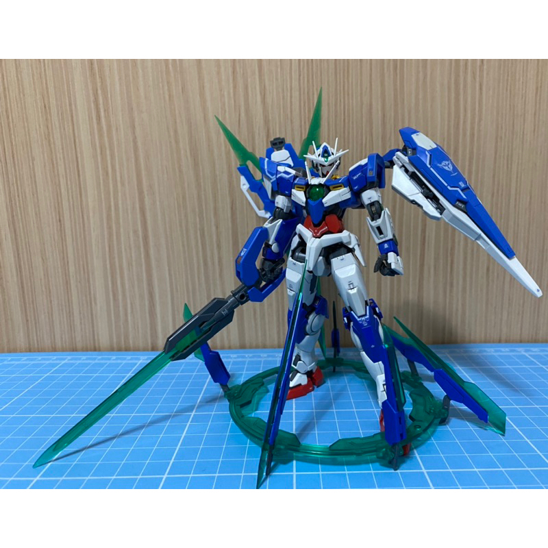 萬代 RG 00Q +EW廠 全刃式套件 （已組詳細如下說明） | 蝦皮購物