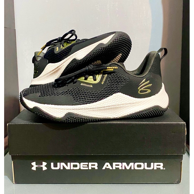 6折！全新正版 UA Curry Brand SPIASH 3 US9.5 籃球鞋 勇士 NBA 3026622 | 蝦皮購物