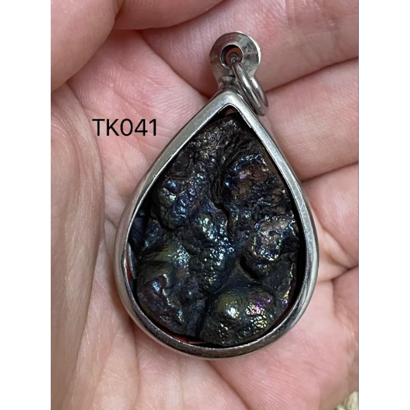 [九隕閣] 轉運/辟邪/招財 白鐵殼吊墜 頂級泰國力泥/鎳萊/流鐵/隕石(四道加持/無磁/非融合)-TK36~44 | 蝦皮購物