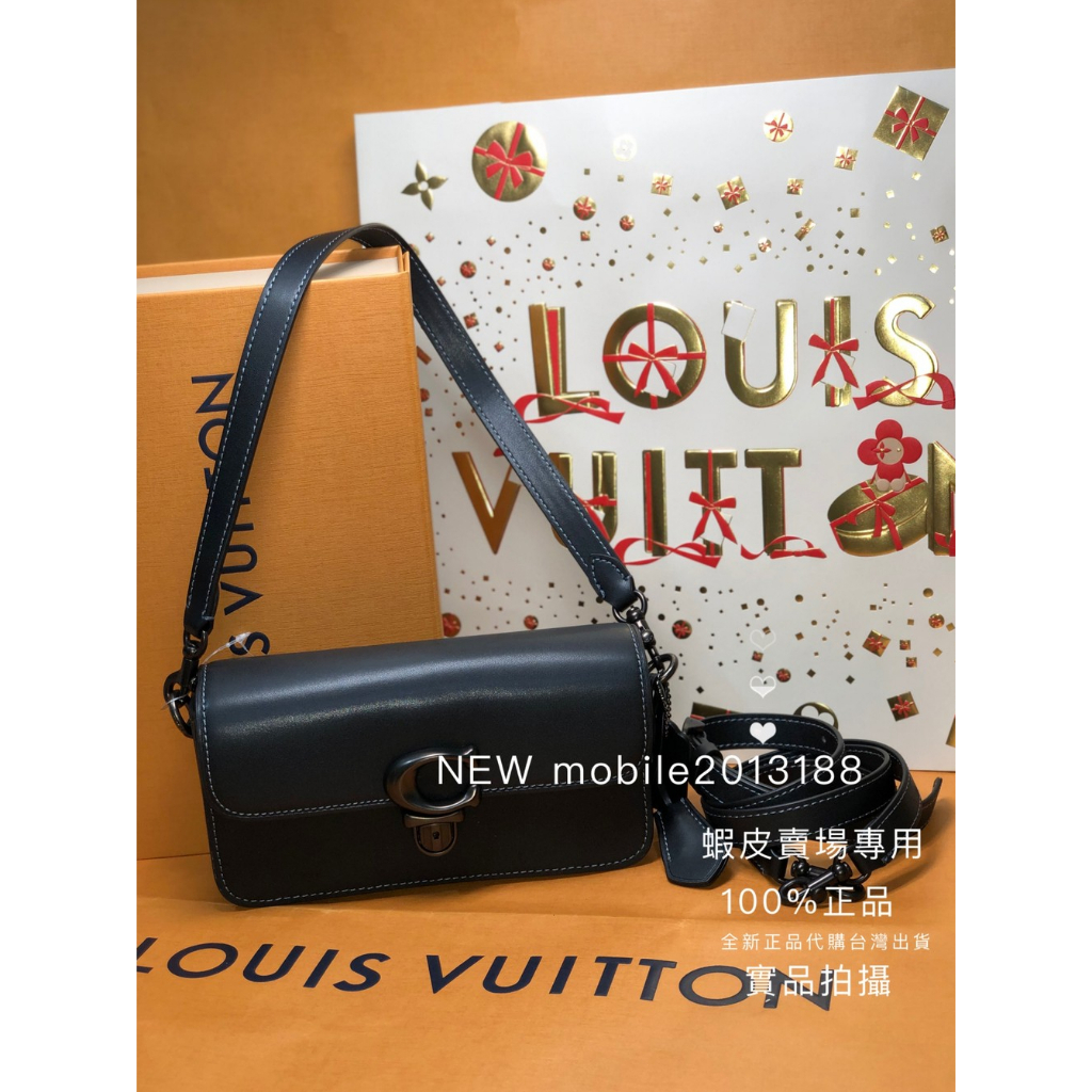 台灣現貨 全新正品 COACH CE331 黑色 STUDIO BAGUETTE 法棍包 酒神包 腋下包 單肩背 斜背包 | 蝦皮購物
