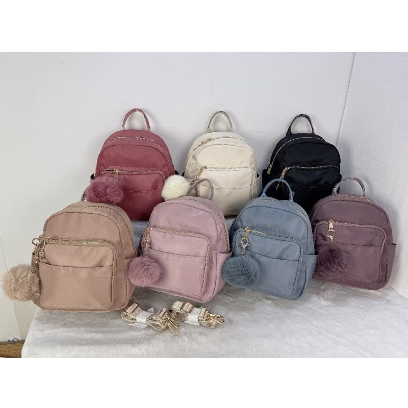 Mizzue 超輕時尚拉鍊尼龍後背包女 台灣現貨 大容量背包 女背包小 mini背包 6色 附上小毛球 迷你背包 禮物 | 蝦皮購物