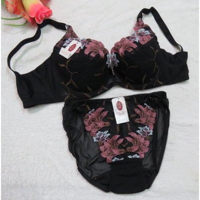 【曼黛瑪璉】~峰彩系列內衣【R0254】~70B,70C,70D,75D,80D~黑 | 蝦皮購物