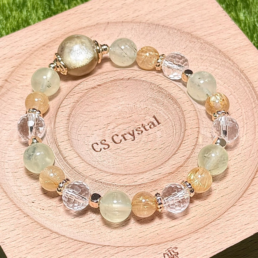 CS Crystal 編號827 - 黃金鋰雲母+葡萄石+透體白水晶+鈦晶設計款 | 蝦皮購物